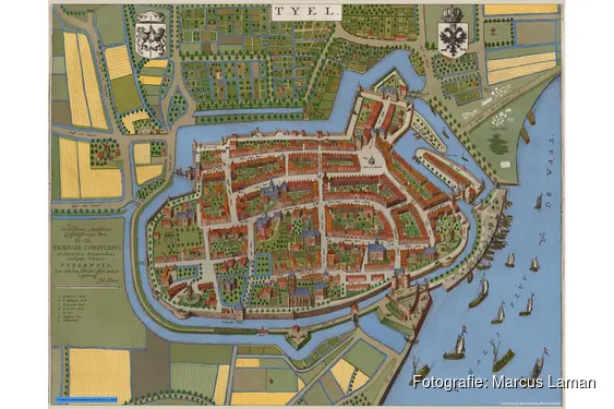 Een kleurrijk zicht op Tiel 1649 - Tielsdagblad.nl
